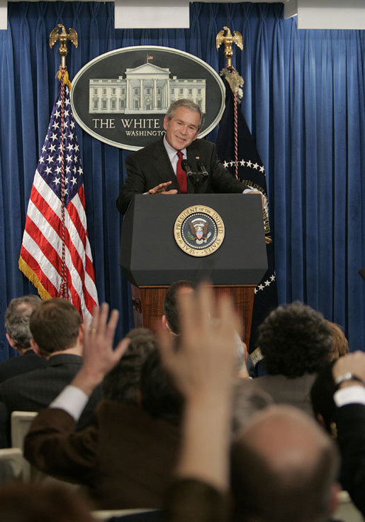 White House press corps and Jesus - Simon Lawson an
